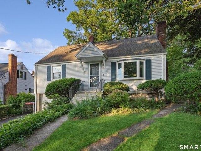 house with 4 bedroom, Norwalk CT DS104333214