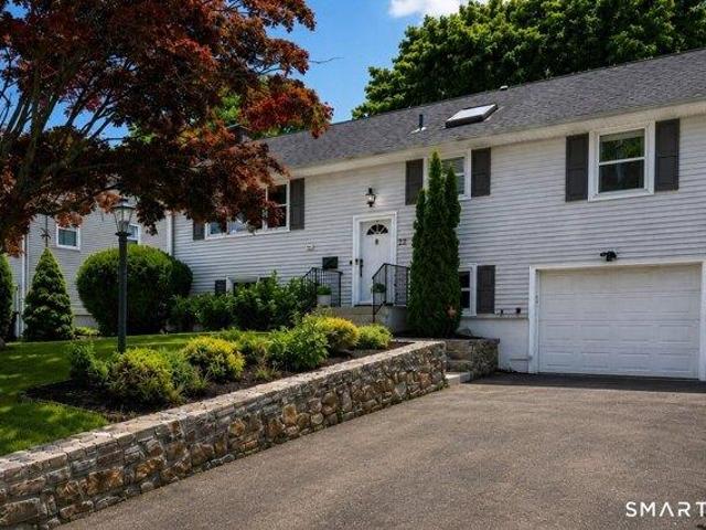 house with 4 bedroom, Norwalk CT DS104375274