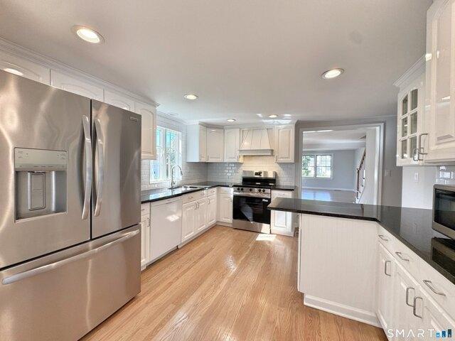house with 4 bedroom, Norwalk CT DS104406308