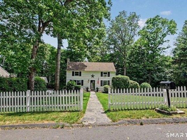 house with 4 bedroom, Norwalk CT DS104407261