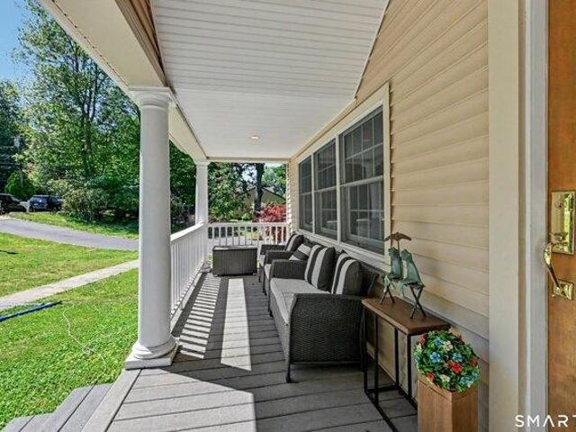 house with 4 bedroom, Norwalk CT ES104115133