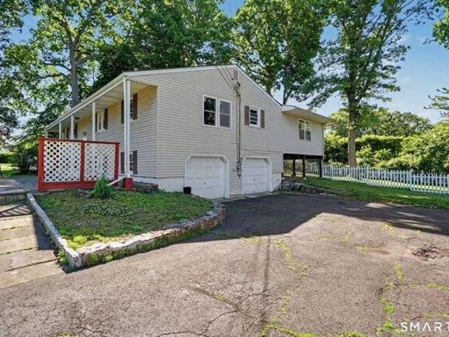 house with 4 bedroom, Norwalk CT ES104148349