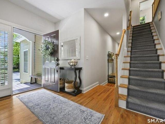 house with 4 bedroom, Norwalk CT ES104191232