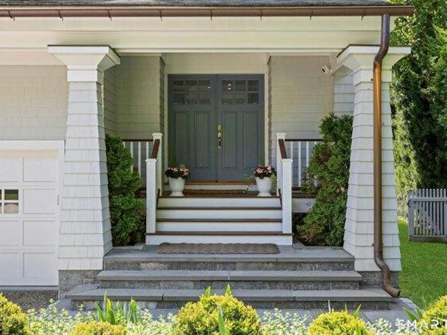 house with 4 bedroom, Norwalk CT ES104792439