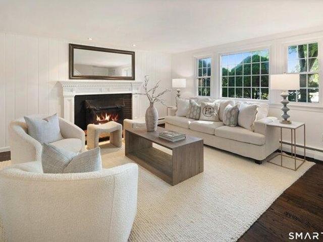 house with 4 bedroom, Norwalk CT ES105125660