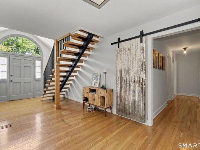 house with 4 bedroom, Norwalk CT ES105127085