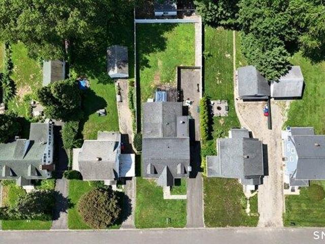 house with 4 bedroom, Norwalk CT ES105127143