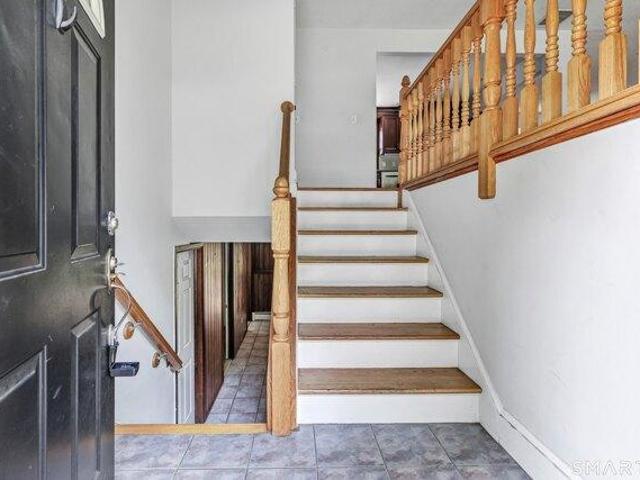 house with 4 bedroom, Norwalk CT ES105192346