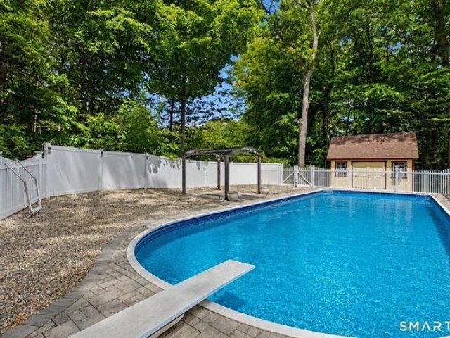 house with 4 bedroom, Norwalk CT ES105207423