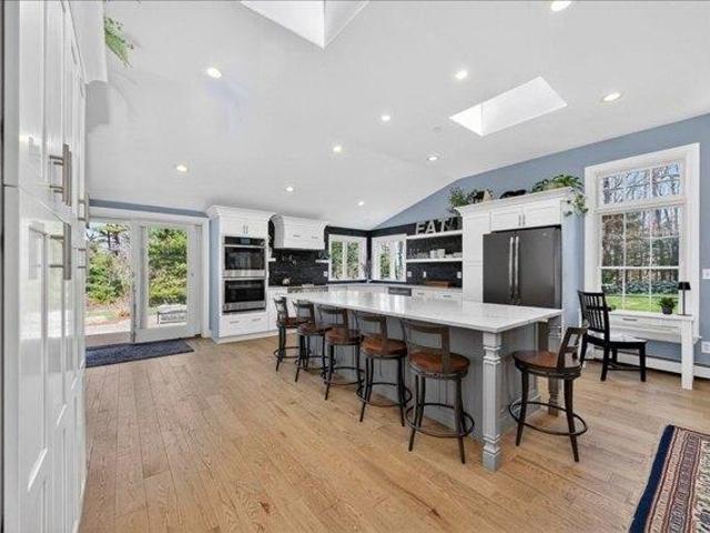 house with 4 bedroom, Norwell MA DLS103035144
