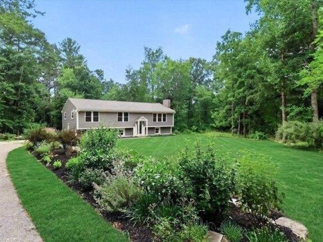 house with 4 bedroom, Norwell MA ES104442072