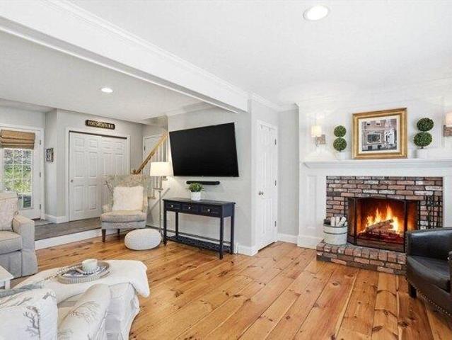 house with 4 bedroom, Norwell MA ES103851937