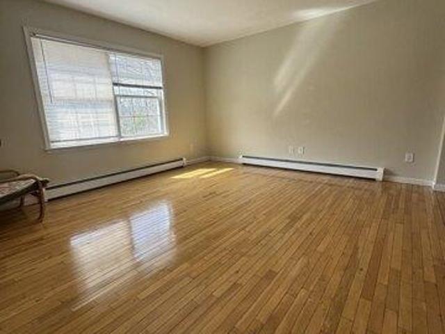 house with 4 bedroom, Norwich CT DS102216568