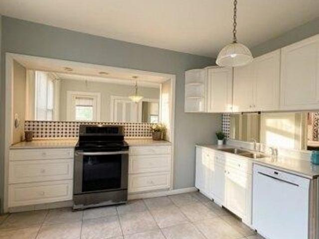 house with 4 bedroom, Norwich CT ES104235390