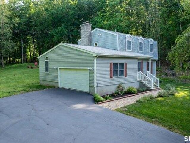 house with 4 bedroom, Norwich CT ES105126684