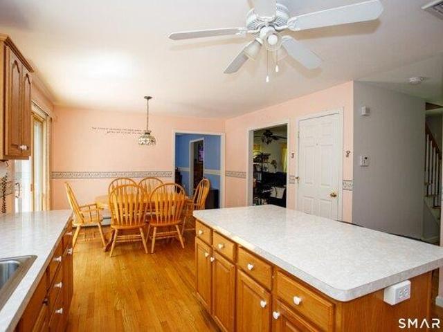 house with 4 bedroom, Norwich CT ES105205776