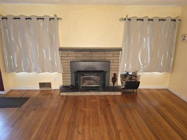 house with 4 bedroom, Norwood MA DLS102824448