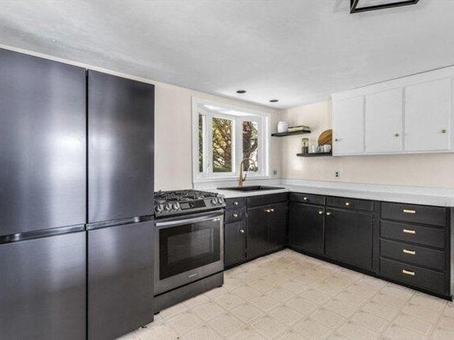 house with 4 bedroom, Norwood MA DS102443196