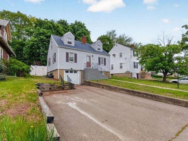 house with 4 bedroom, Norwood MA DS102558950