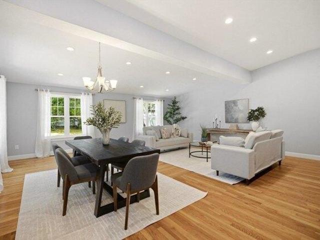 house with 4 bedroom, Norwood MA ES103808796