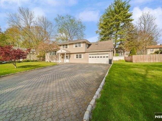 house with 4 bedroom, Norwood NJ DLS101859478
