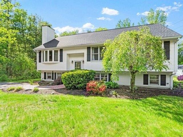 house with 4 bedroom, Norfolk MA DS104112156