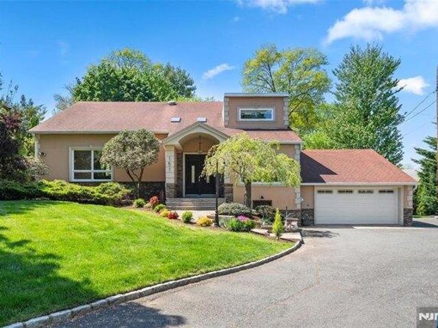 house with 4 bedroom, Nutley NJ DS103190414