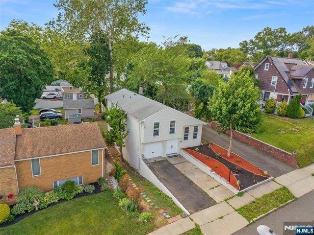 house with 4 bedroom, Nutley NJ DS104411386