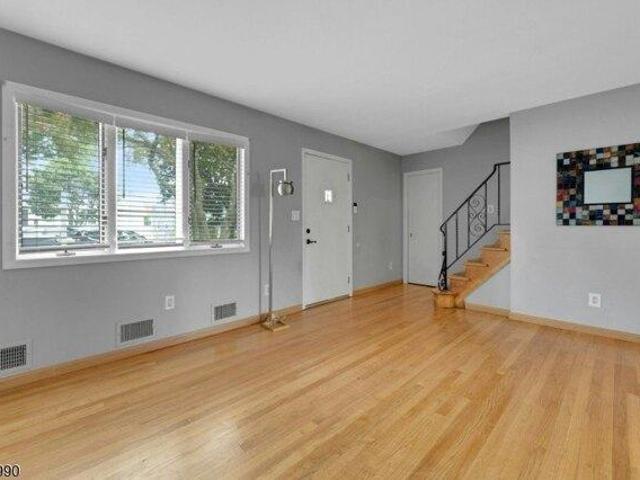 house with 4 bedroom, Nutley NJ ES104482419