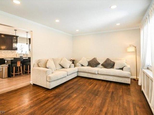 house with 4 bedroom, Nutley NJ ES104541375