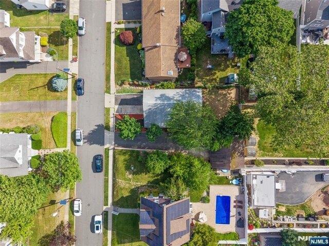 house with 4 bedroom, Nutley NJ ES104570187