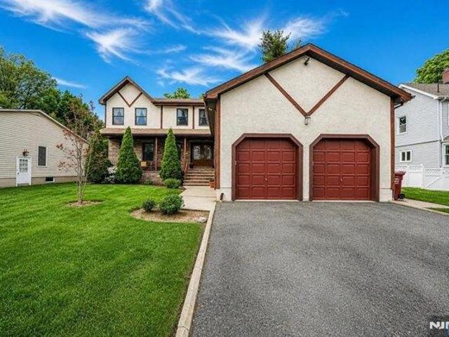 house with 4 bedroom, Nutley NJ ES104649660