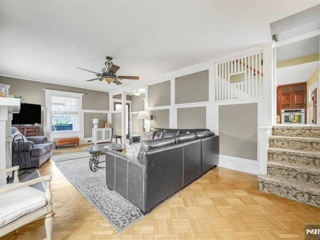 house with 4 bedroom, Nutley NJ ES105278792
