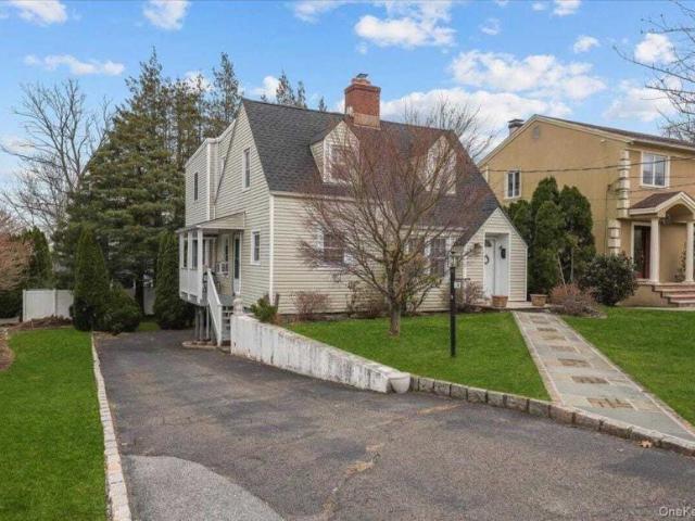 house with 4 bedroom, NY NY DLS100761828