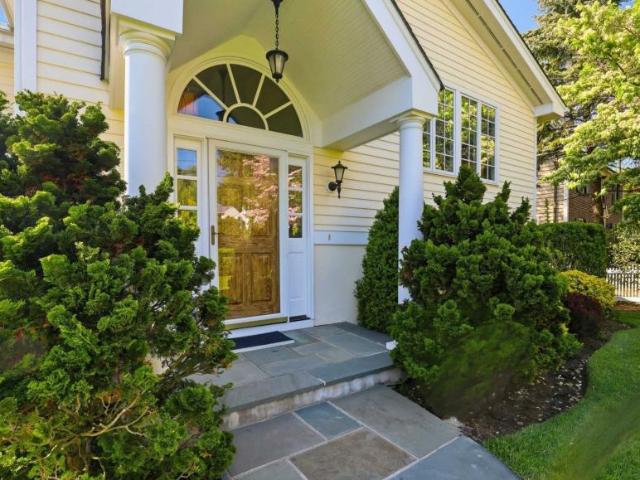 house with 4 bedroom, NY NY DLS102052874