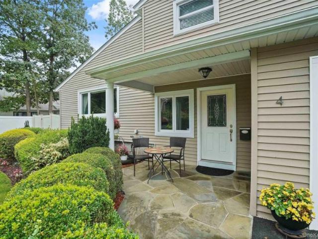 house with 4 bedroom, NY NY DLS102085959