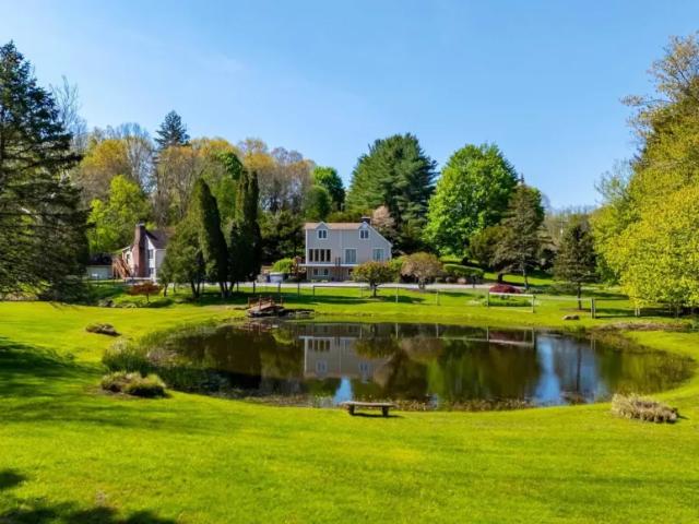 house with 4 bedroom, NY NY DLS102204417