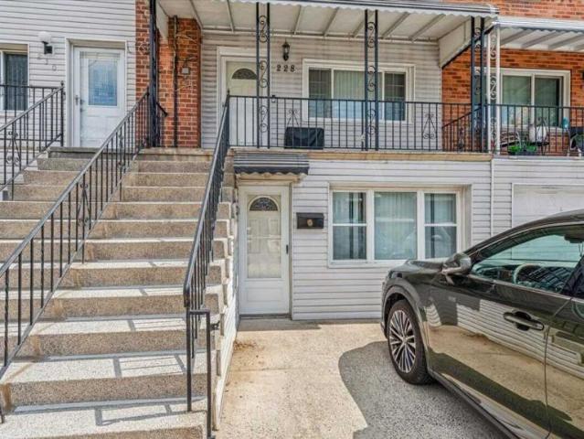 house with 4 bedroom, NY NY DS101828299