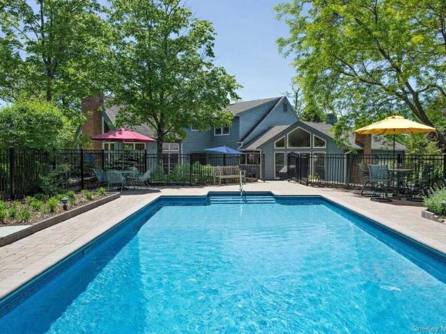 house with 4 bedroom, NY NY DS102435180