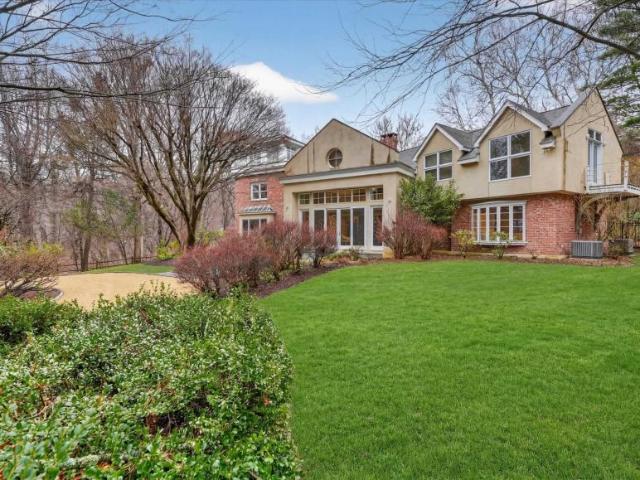 house with 4 bedroom, NY NY ES100632086