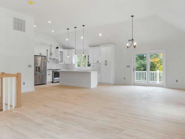 house with 4 bedroom, NY NY ES101045728