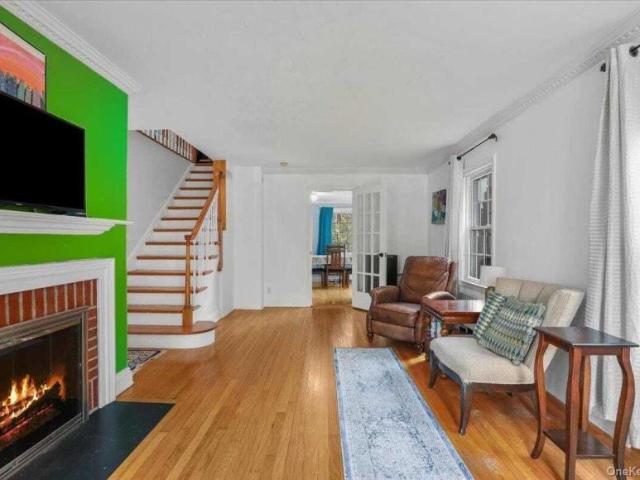 house with 4 bedroom, NY NY ES102245091