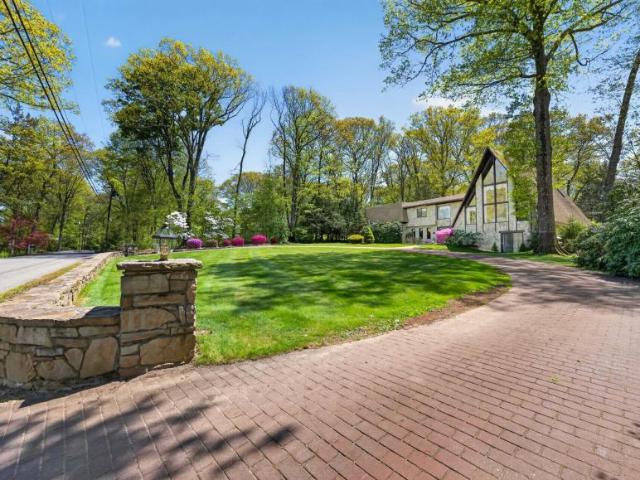 house with 4 bedroom, NY NY ES102204415