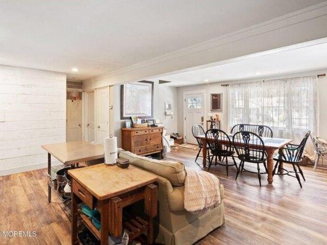 house with 4 bedroom, Ocean Gate NJ ES105175568