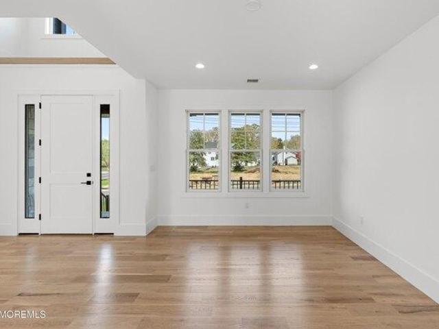 house with 4 bedroom, Oceanport NJ ES105208212