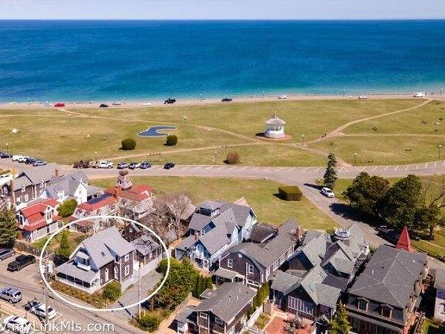 house with 4 bedroom, Oak Bluffs MA DS103098387