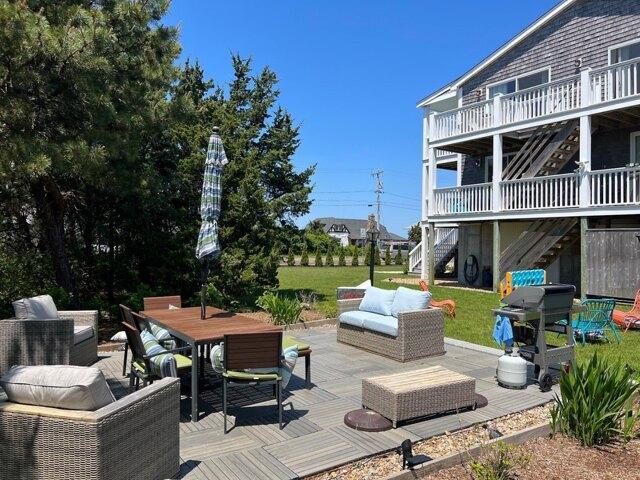 house with 4 bedroom, Oak Bluffs MA DS103099289