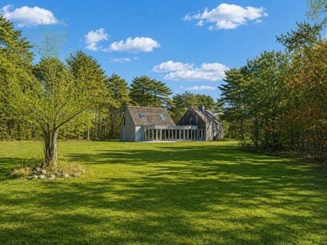 house with 4 bedroom, Oak Bluffs MA ES105231819