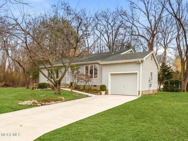 house with 4 bedroom, Oakhurst NJ DLS102215612