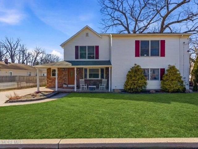house with 4 bedroom, Oakhurst NJ DLS102215672
